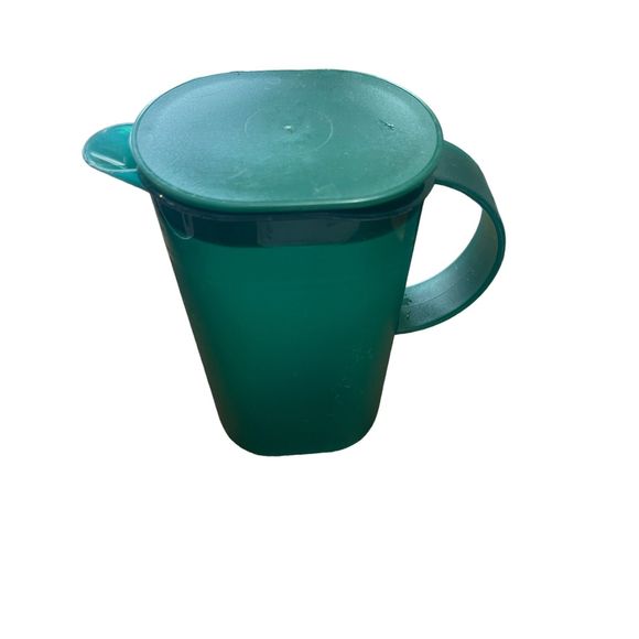 Tupperware | Kitchen | Tupperware Small Green Pitcher 3535a3 3536a3 ...